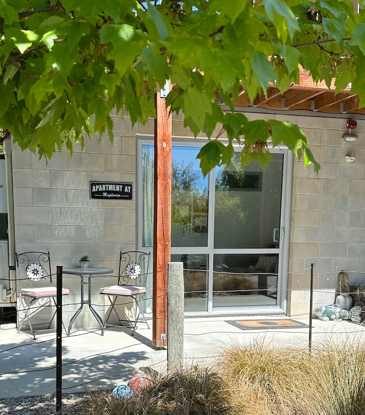 Maple View Apartment - Hot Tub - Lake Tekapo - Lake Tekapo