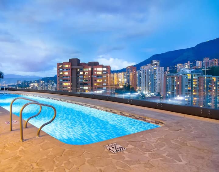 Class Suites Nirvana : Lujo En El  Poblado - Medellín