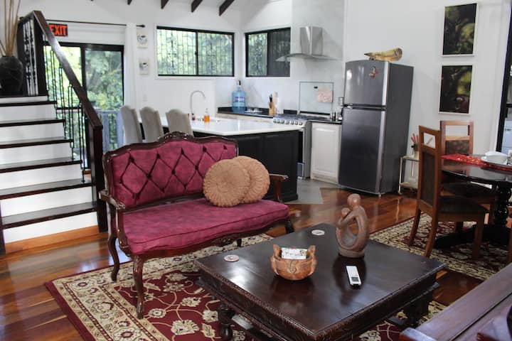 Fully A.c. Colonial  Home With Spectacular View. - Belize