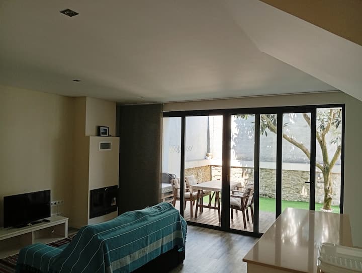 Sunny Beach Home - Caminha