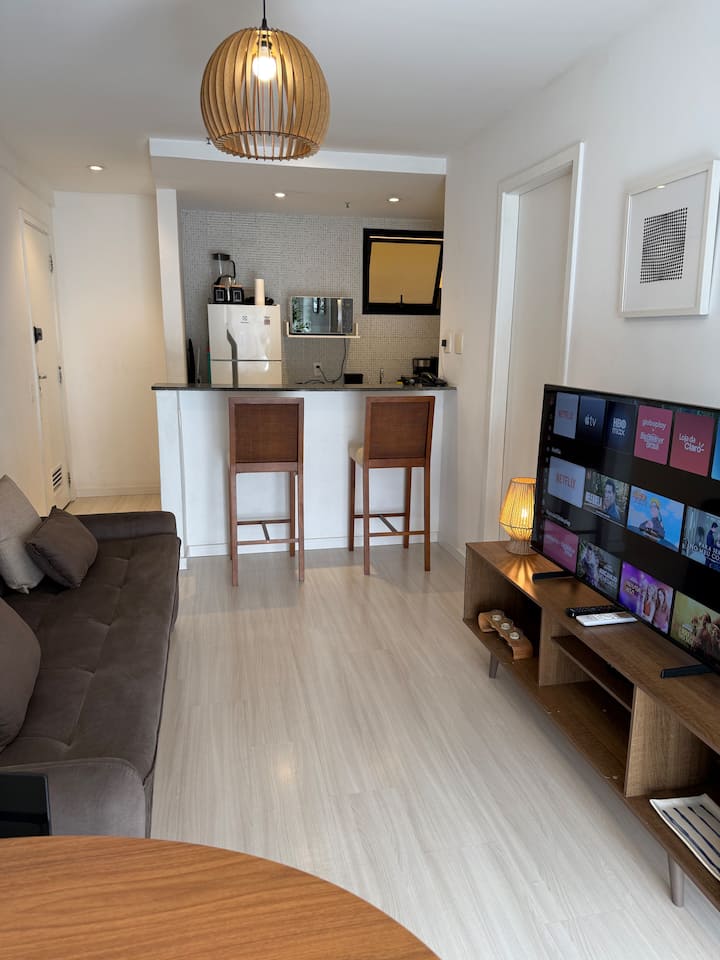 Flat Em Copacabana Com Garagem E Piscina - Rio de Janeiro