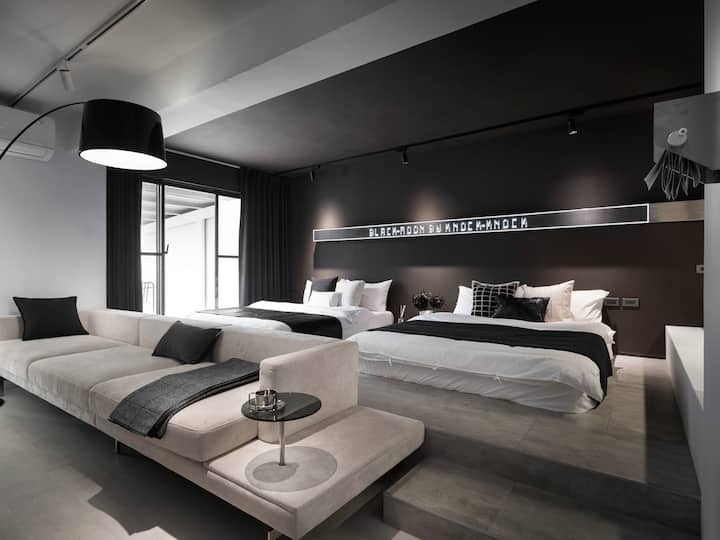 Støn Noir 黑白景觀宅 / 頂樓大陽台視野佳 / 近捷運 / 2床1衛 / 4f - Keelung