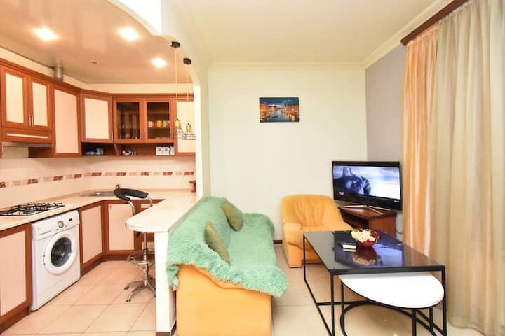 Vernissage Apt. - Yerevan