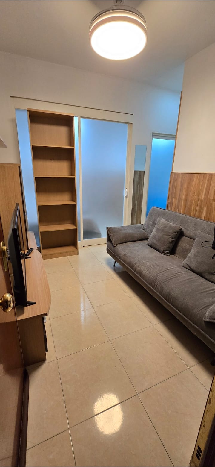 Piso Pequeño De Dos Habitaciones En Madrid. - Madrid