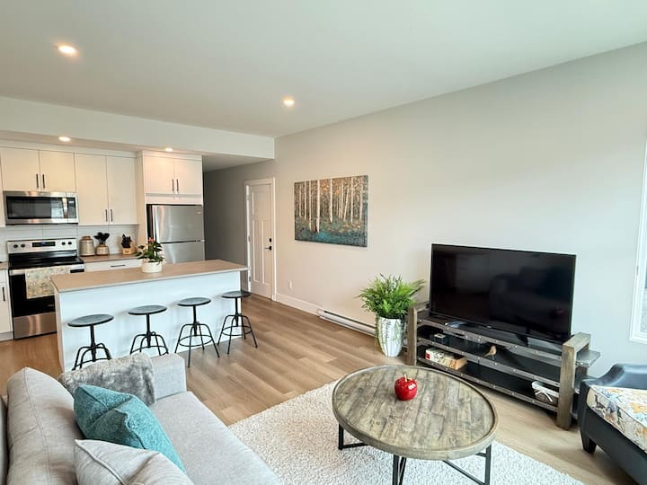 Brand New 2 Bed In Desirable Mckinley Beach - Kelowna