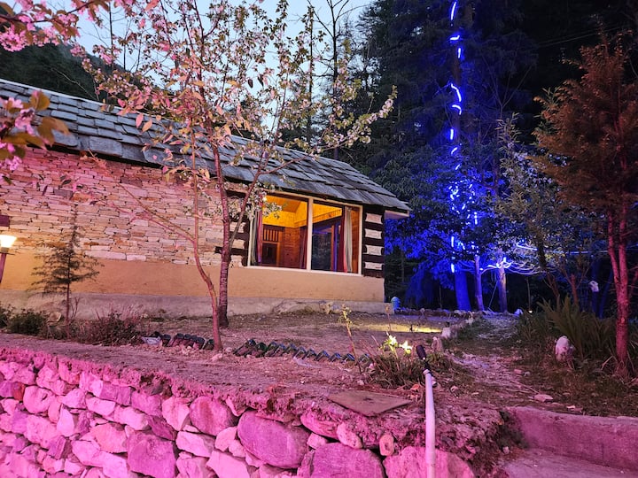 The Great Escape
- Cosy Riverside Getaway - Jibhi