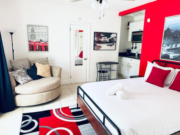 313. 1 Blk To Beach 2nd Flr Studio Private Balcony - Fort Lauderdale