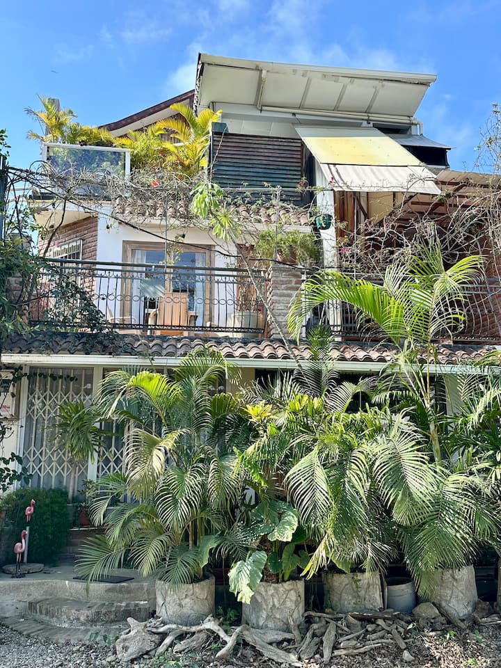 Gyrosart_puertolopez - Piedraluna - Machalilla