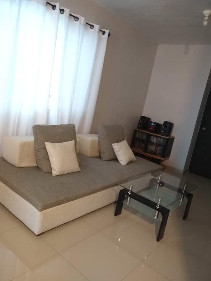 Habitación Cómoda En Excelente Ubicación - Guadalupe, Mexico