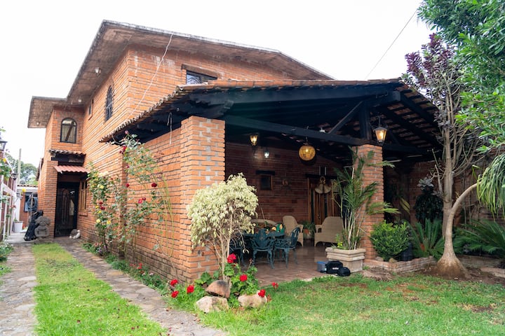 La Casa Del Colibri - Tzintzuntzan