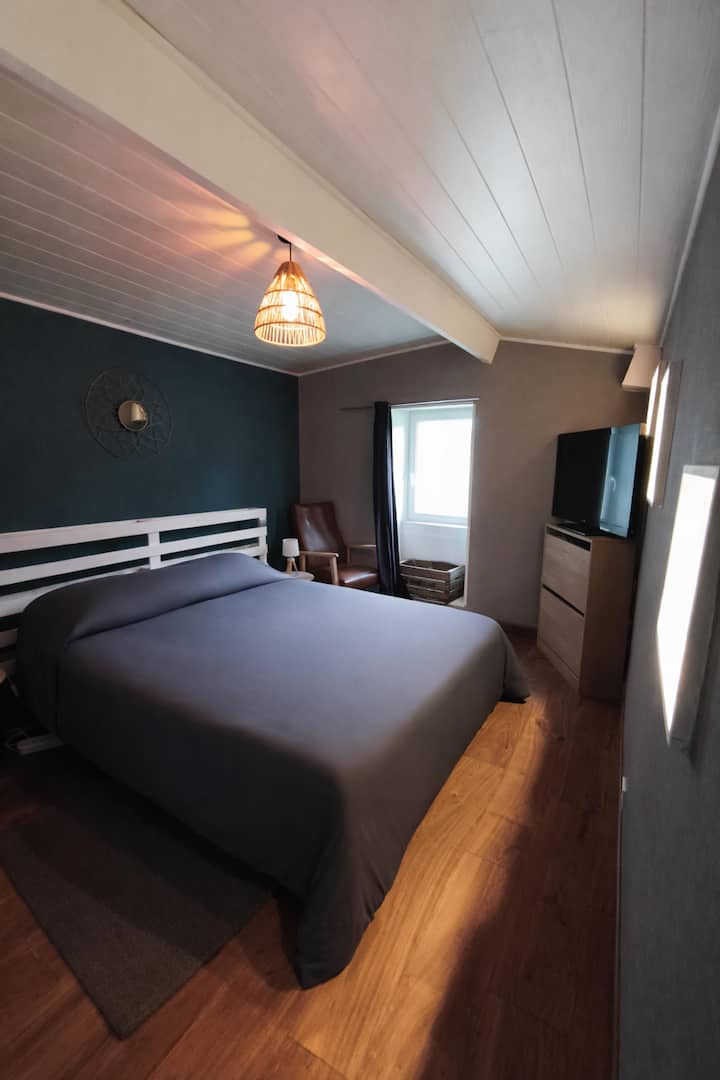 La Roche Blanche, Maison De Bourg Pleine De Charme - Orcet