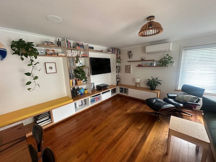 2 Bedroom House By The Beach - Mordialloc