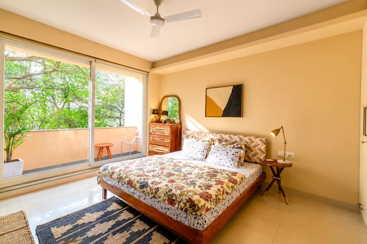 Airy, Stylish 3br | Sunlit Comfort Near India Gate - New Delhi