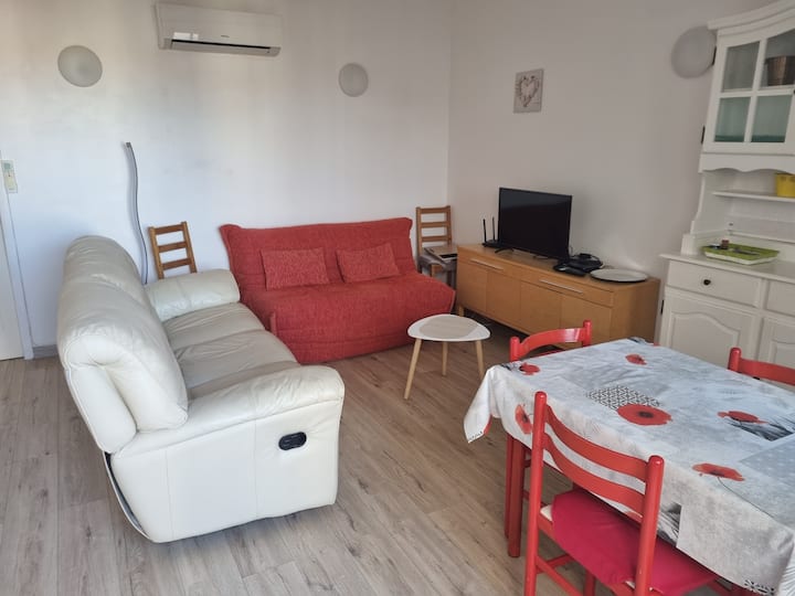 Petite Maison Climatisée De 40m² Au Calme - Frontignan