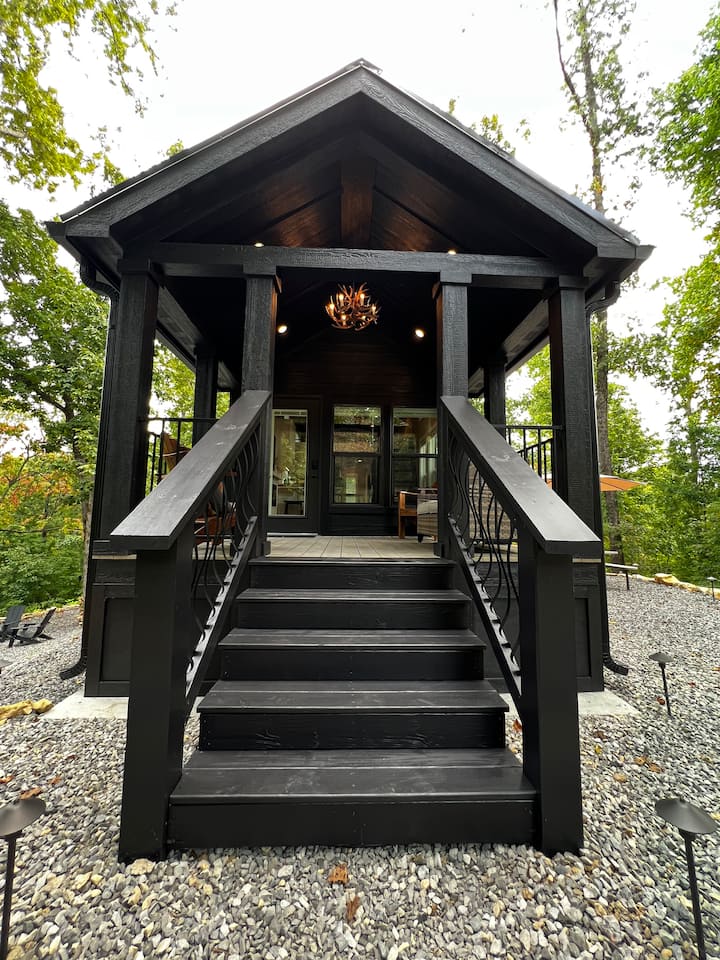Tiny Cabin On 13 Acres 30 Min To Nashville W Pond - Nashville, TN