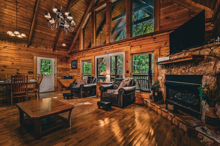 New! Private 3br/2.5ba Ht-firepit-creek Sounds! - Townsend, TN