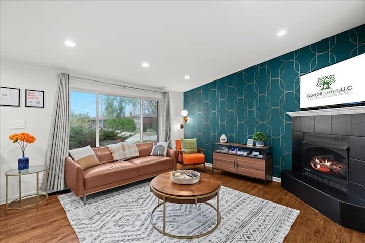 4br. Glass Enclosed Sunroom, Bbq, Across Royal Oak - Sterling Heights, MI