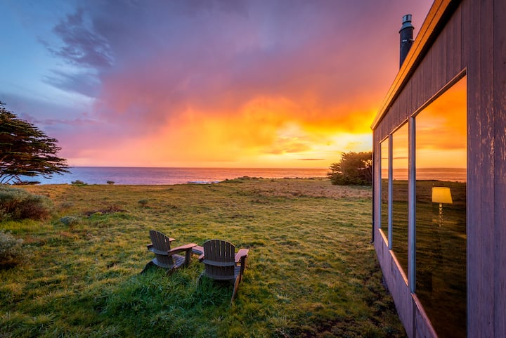 Oceanfront. Hottub. Courtyard. Dogs Ok. Golf - Sea Ranch, CA