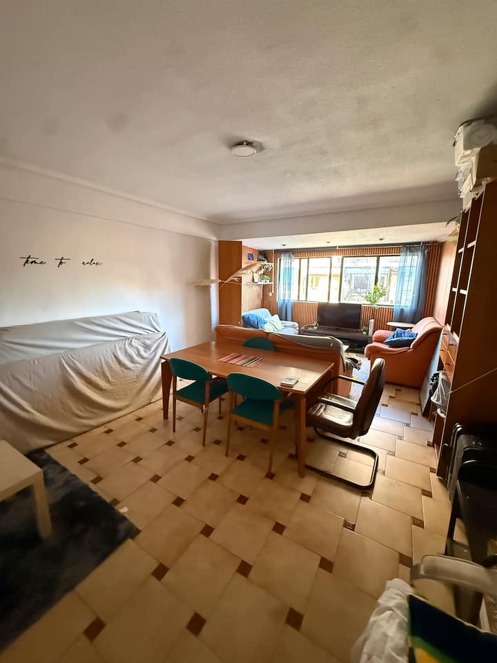 Alojamiento  Salón/comedor En Piso Compartido - スペイン バレンシア