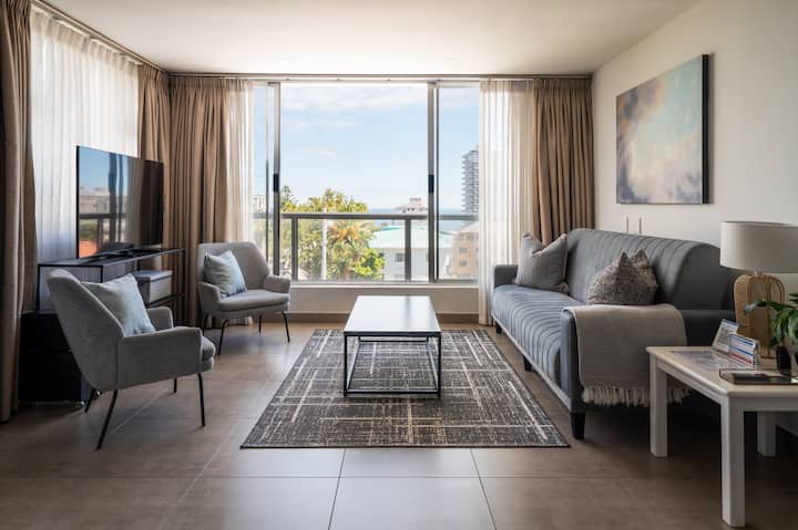 Modern 1 Bedroom Apartment With Unspoilt Views - Cape Town