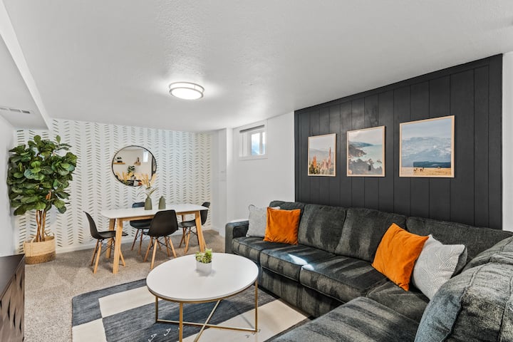 Garden-level Getaway | 15min To Dt - Thornton, CO