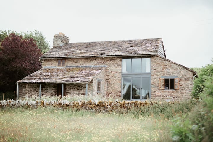 Hay-on-wye Escape| Adventure| Dogs Welcome| Hikes - Hay-on-Wye