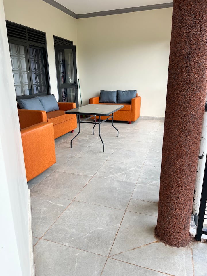 9 Bedroom Residential House In Kampala Namugongo - Kampala