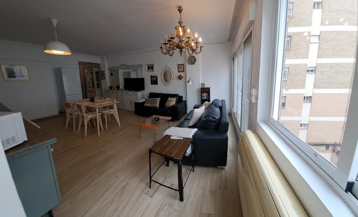 Princes Park Apartment - Seville, Spain