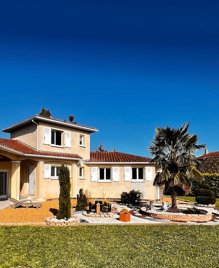 Villa 4 Chambres 15 Mnlyon - Tarare