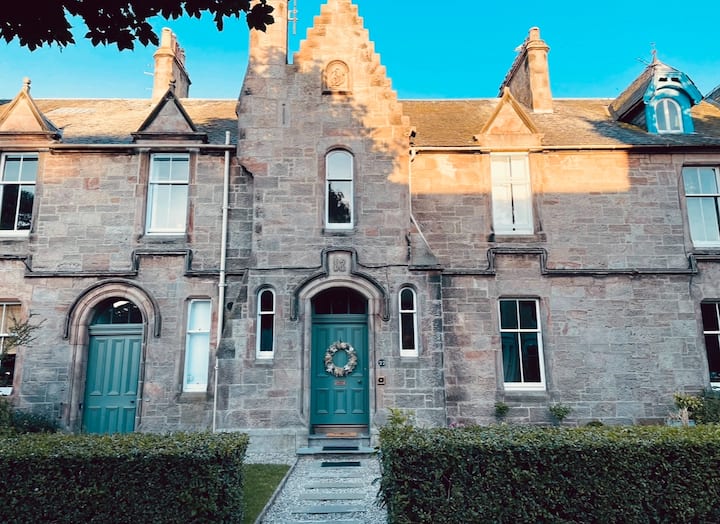 Luxury Home • As Seen In Vogue Uk • Sea Views - Cellardyke