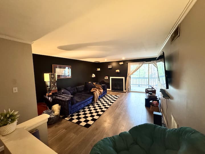 Condo In Smyrna - Near Downtown Atlanta - Smyrna, GA