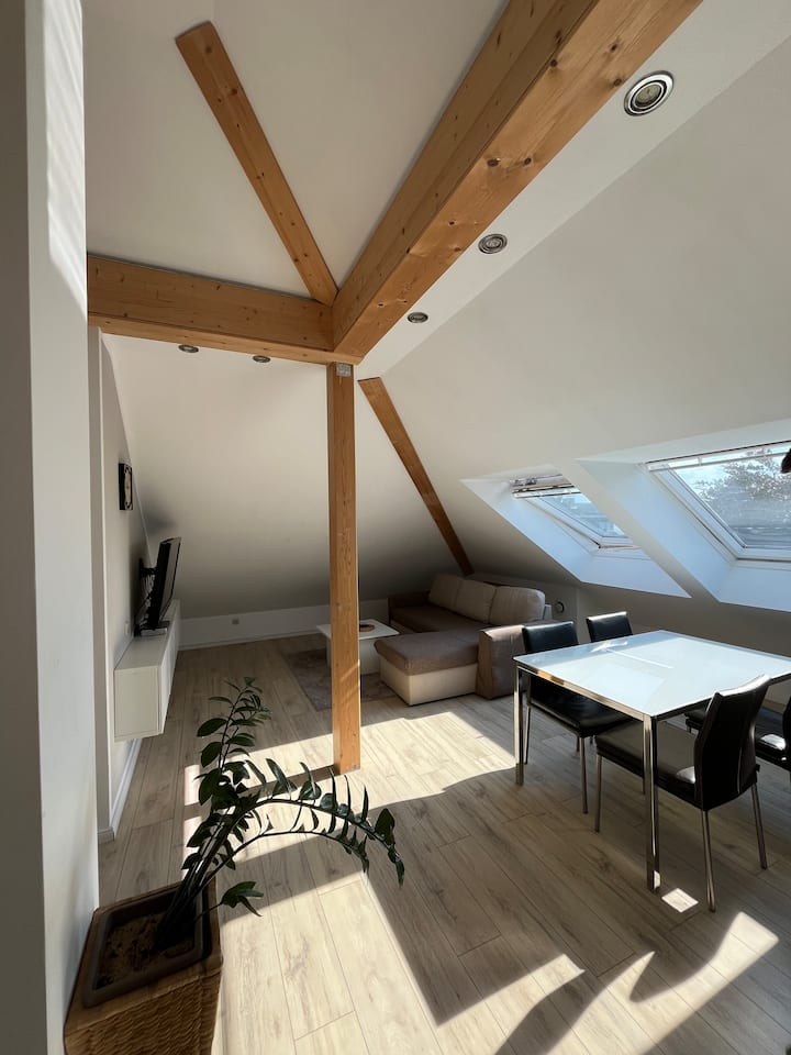 Schöne Dachgeschosswohnung In Ruhiger Lage - Neuenkirchen