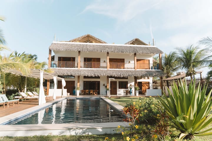 Villa Binn, Casa De Férias  Com Pisicna - Brazilië