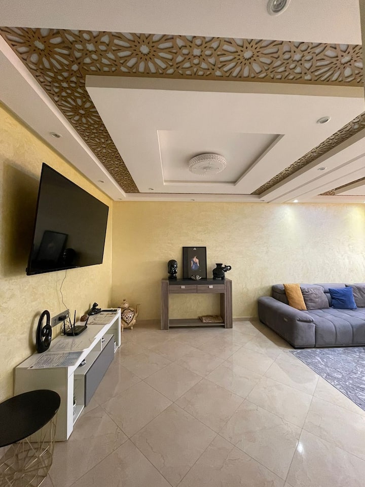 Duplex Luxe Agadir
Situé à 5 Minutes De La Plage - Agadir