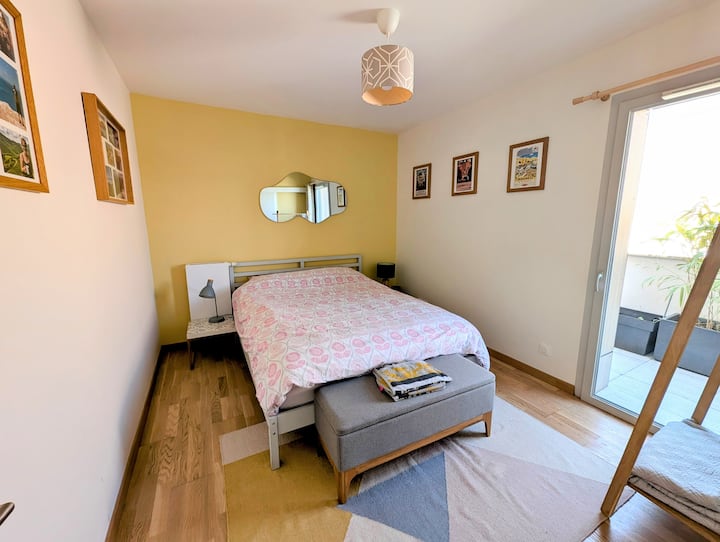 Bedroom In Our Top-floor Apartment - Genf