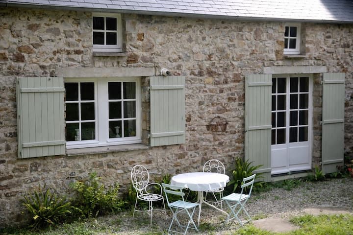 Charmant Cottage Au Cœur De La Normandie - Doville
