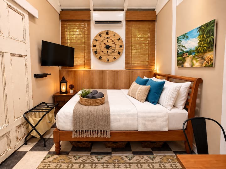 Qps George Brown Historic Gem - Cozy 1br Apt - Port of Spain