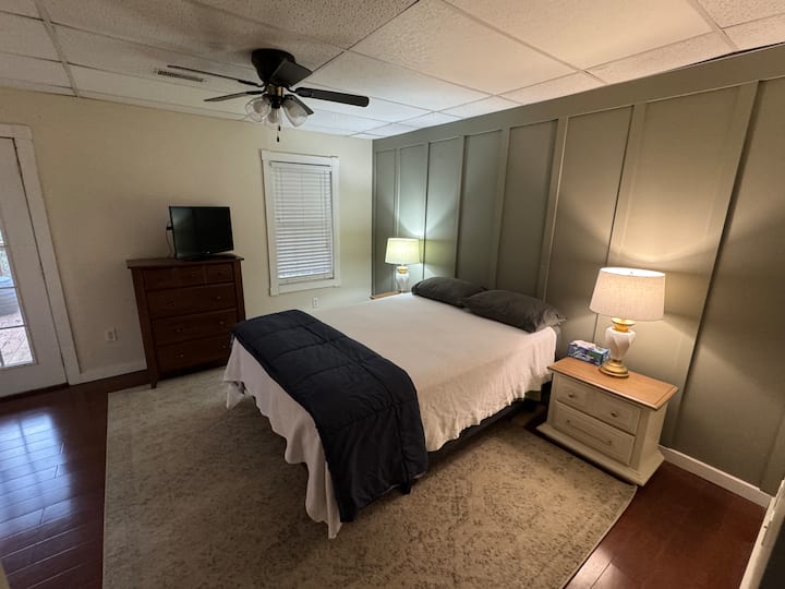 Cozy One Bedroom Near Parkway And Great Smokies - Sylva, NC