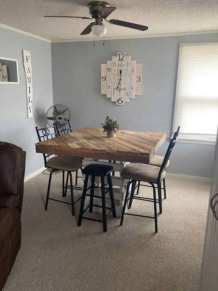 Home Away From Home - Denver, IA