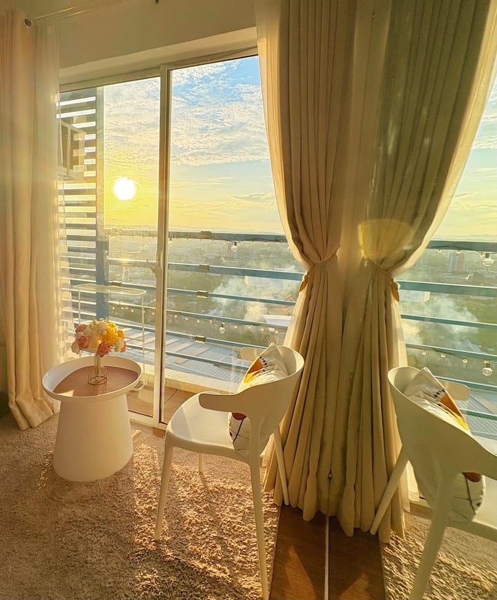 Panoramic Home Sunset Views W/ Smart Lock + Washer - Cagayan de Oro