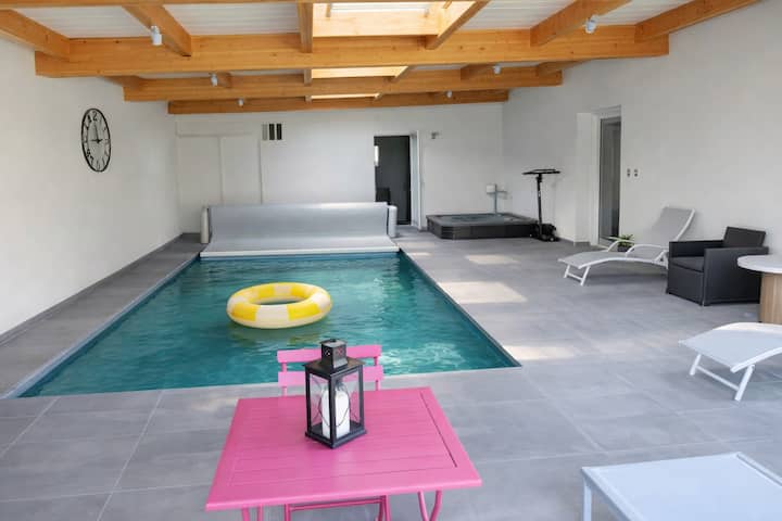 Villa,piscine & Spa  Intérieurs ,En Lozère& Aubrac - Languedoc-Roussillon