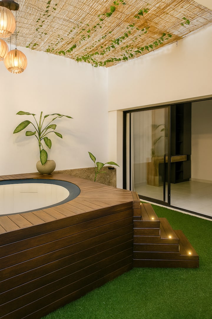 Parks, 24-h Restaurants, Party, Poblado, Jacuzzi - Medellin, Antioquia, Colombia