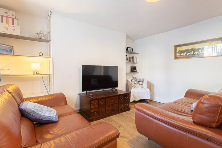 Newton Cottage - Explore The Gower - Three Cliffs Bay