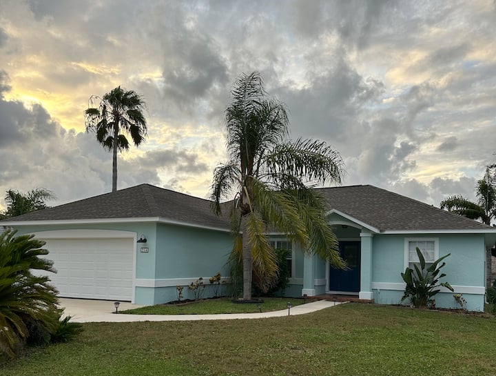 St Augustine Home Near Beach On Saltwater Canal - Crescent Beach, FL