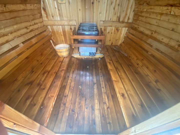 Sauna, Cold Plunge, Badminton, Golden Tee - Arvada - 阿瓦達