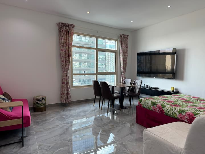 Dubai Marina Promenade, Metro, Plage - Dubai