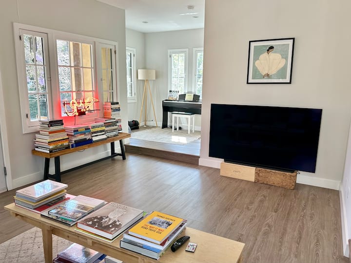 New Bright, Artsy 1-br In The Heart Of Silver Lake - Chinatown - Los Angeles