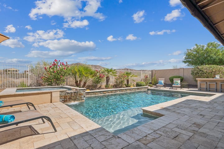 Pool Heat Included! Book Your Perfect Escape! - Goodyear, AZ