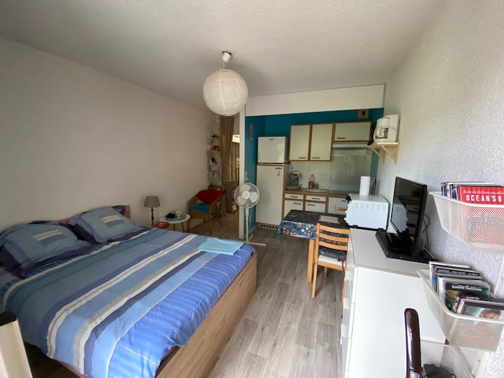 Studio Rénové Avec Balcon Et Parking Sécurisé - Riom
