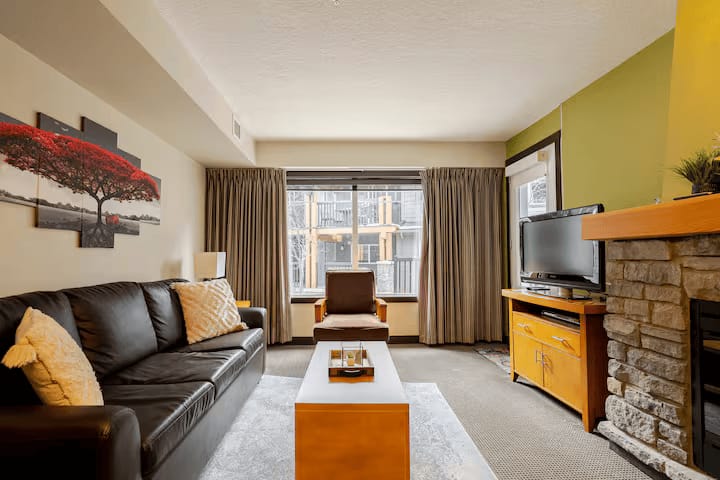 Perfect Canmore Base | Parking & Banff Pass - Alberta